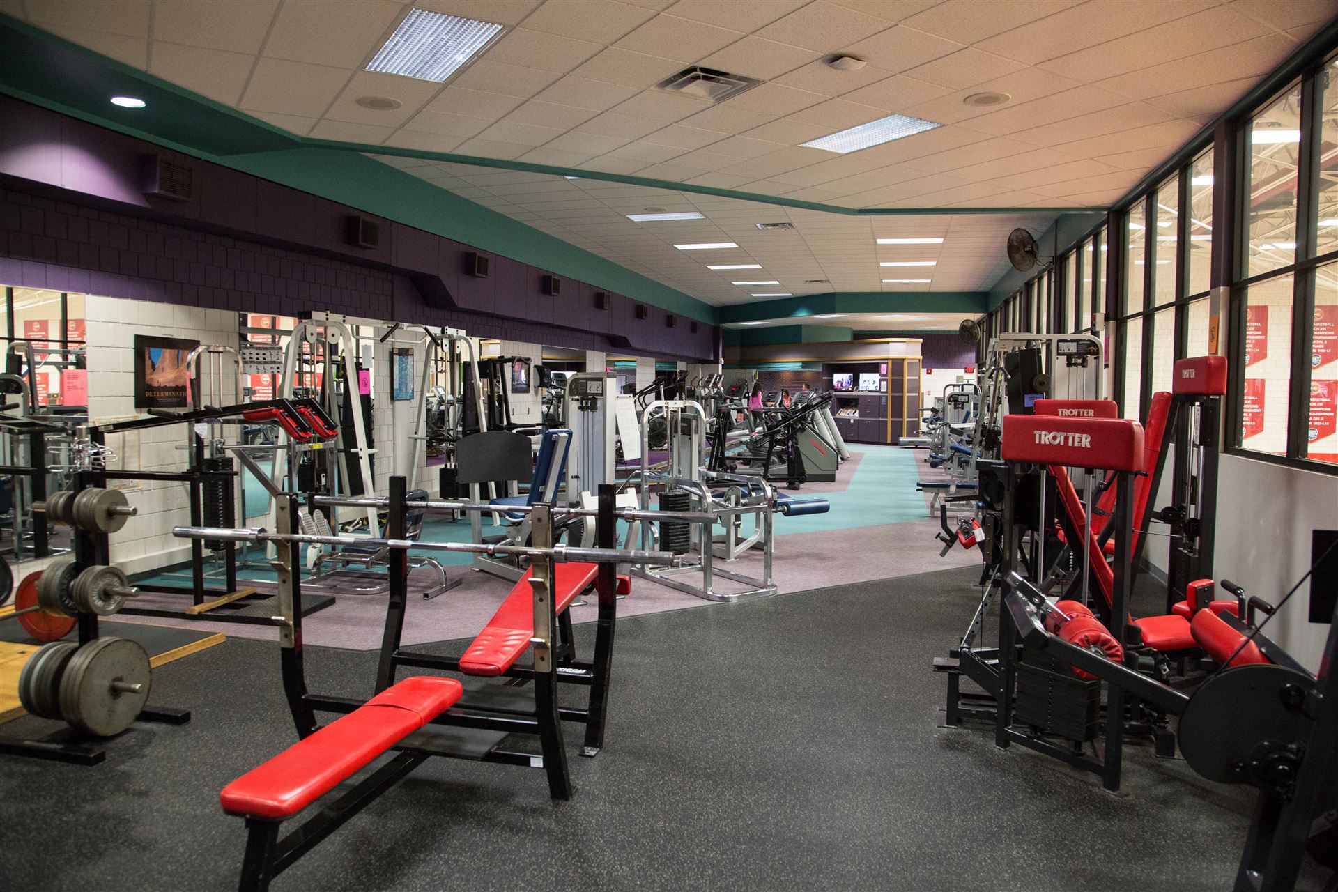 Locations Hub - MCC Penn Valley Campus - Gym / Basketball Court